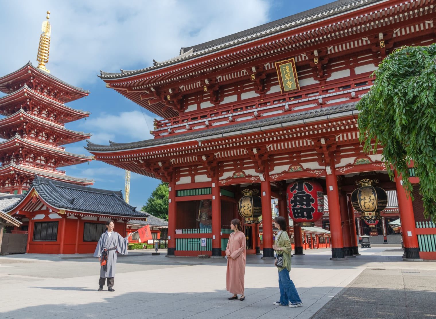 粋だねぇ、明けの浅草さんぽ | OMO3浅草 by 星野リゾート【公式】 | OMO3 Asakusa by Hoshino Resorts